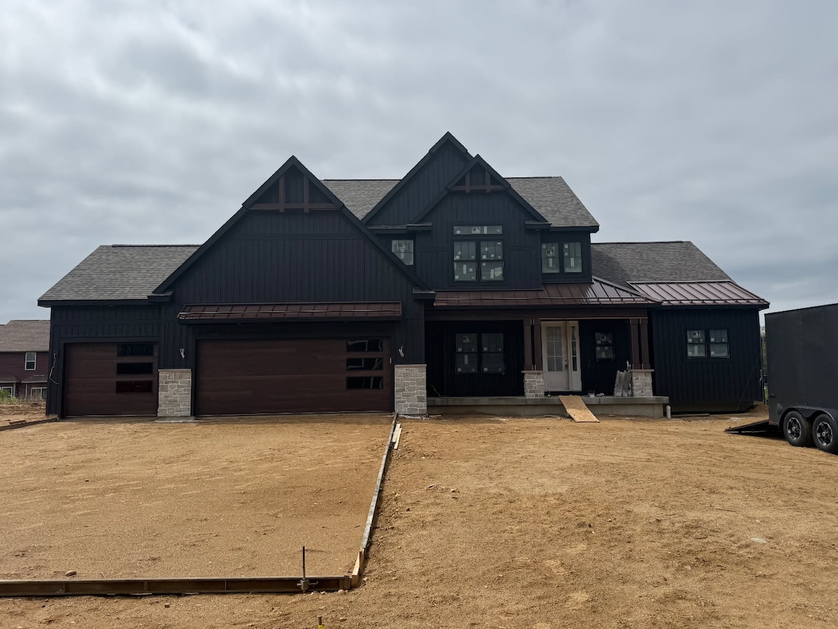 7746 Corners Cv - TMR Builders